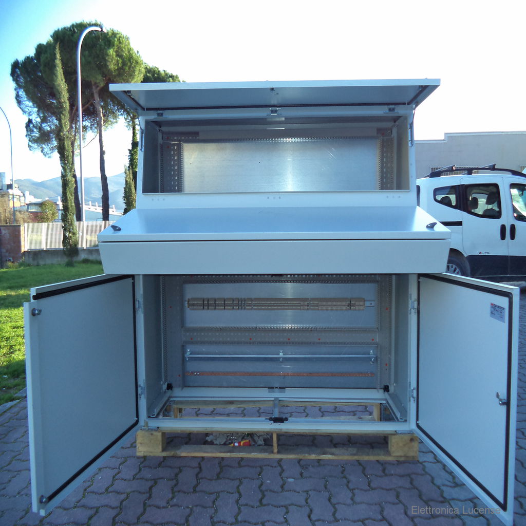 Elettronica Lucense ABB CM4165K CONSOLE WITH DISPLAY CABINETS INCLUDES ...