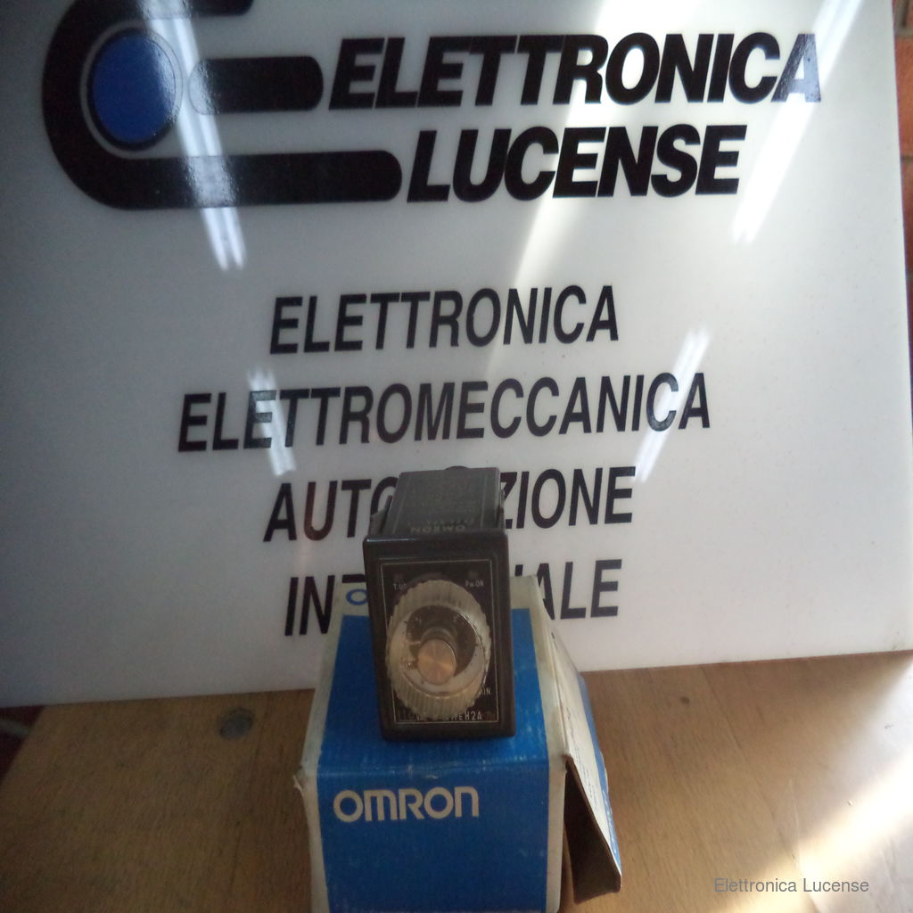 Elettronica Lucense OMRON OM-H2A-7H MOTOR TIMER 110VAC