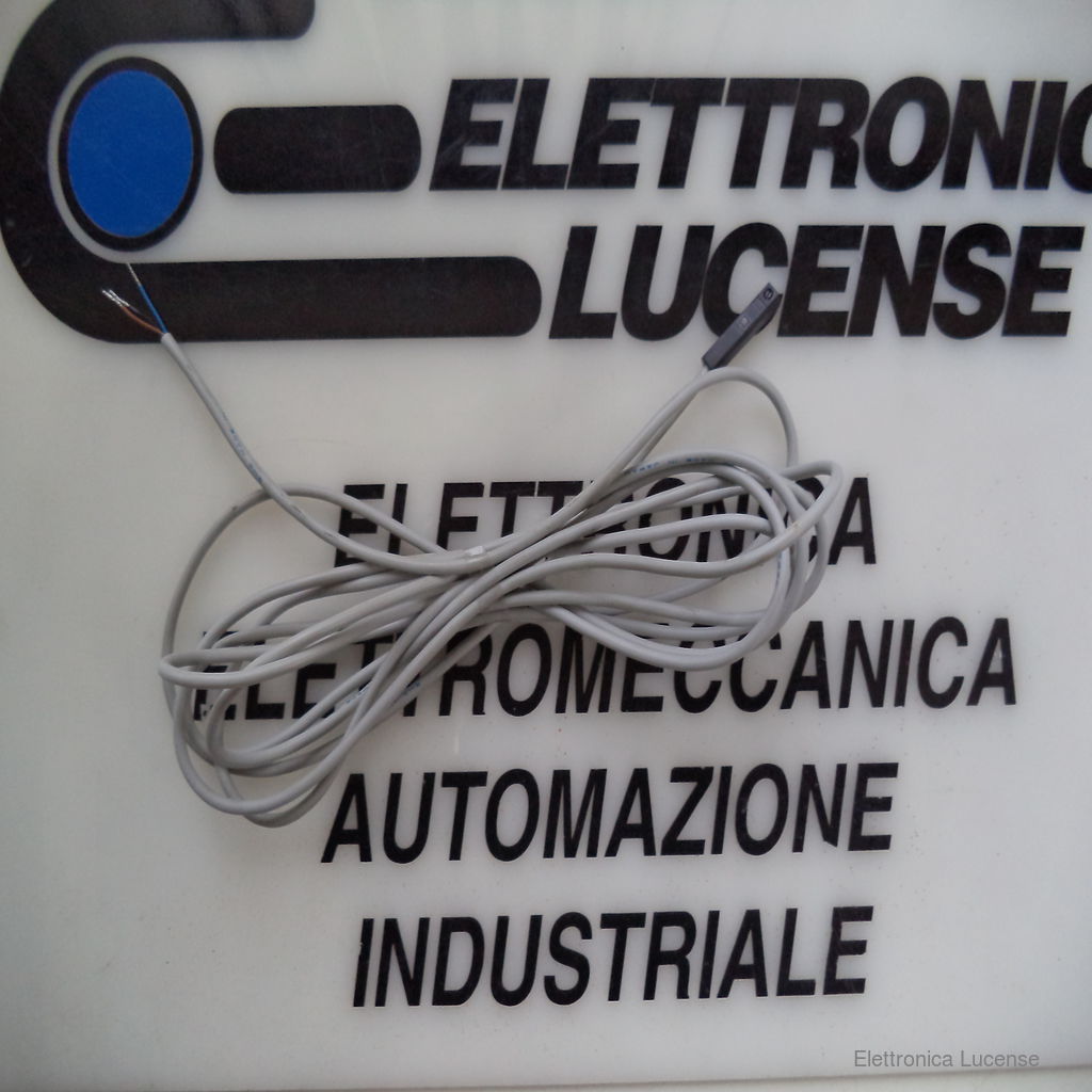 Elettronica Lucense SMC D-Y7PL PERPENDICULAR 3-WIRE PNP SOLID STATE ...