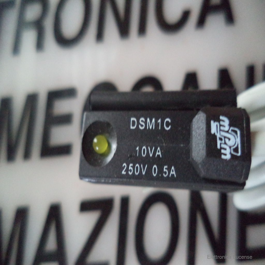 Elettronica Lucense WOODHEAD-MPM DSM1C525 MAGNETIC SENSOR 10VAC-250V-0.5A
